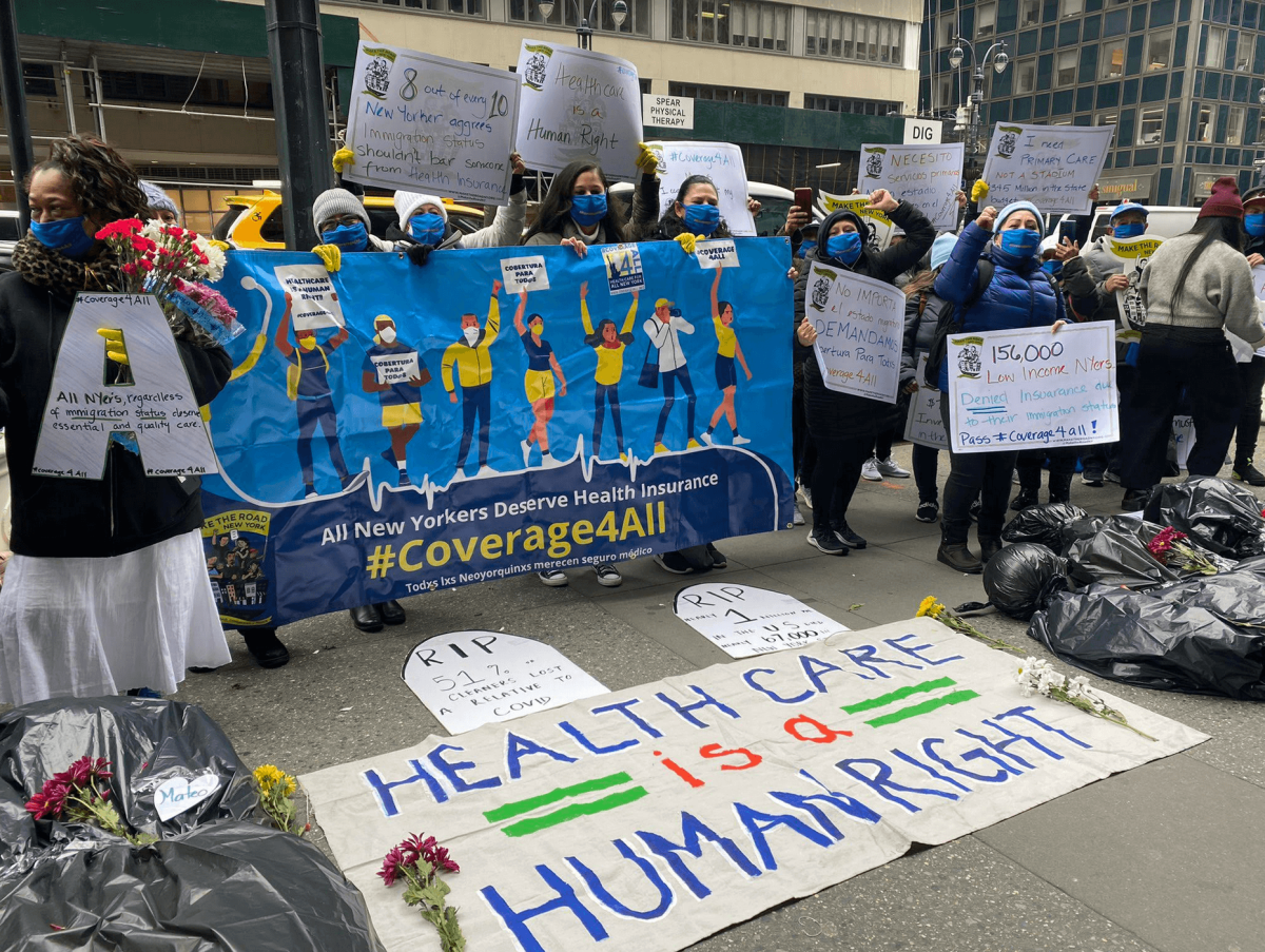 Immigrant household cleaners rally outside of Hochul’s office to demand ...