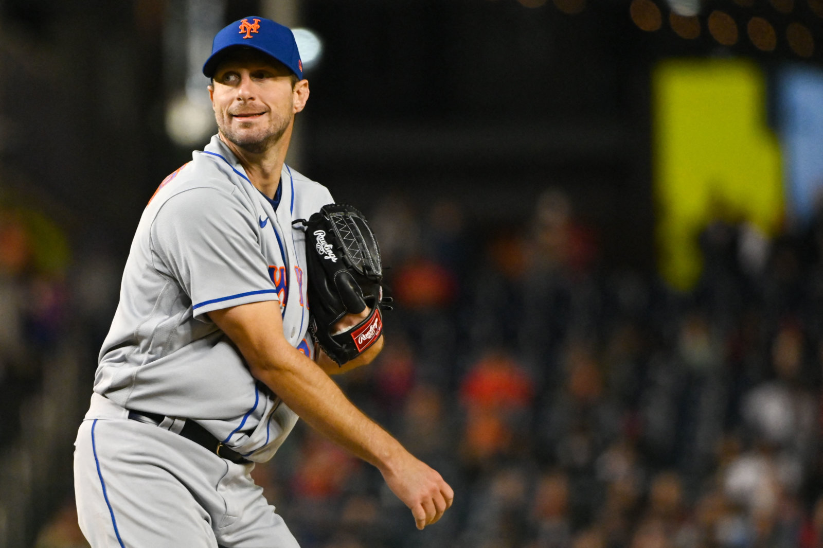 Tensions flare as Mets beat Nationals again, Max Scherzer wins in debut ...