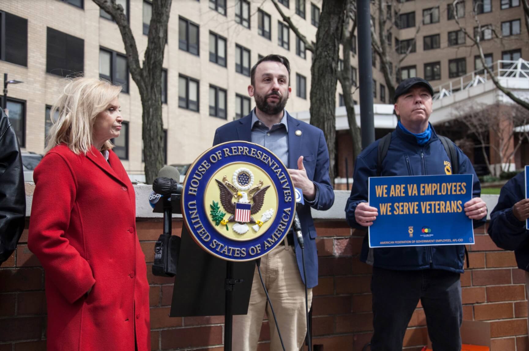 Union workers, Maloney rally to stop Manhattan VA hospital closure ...