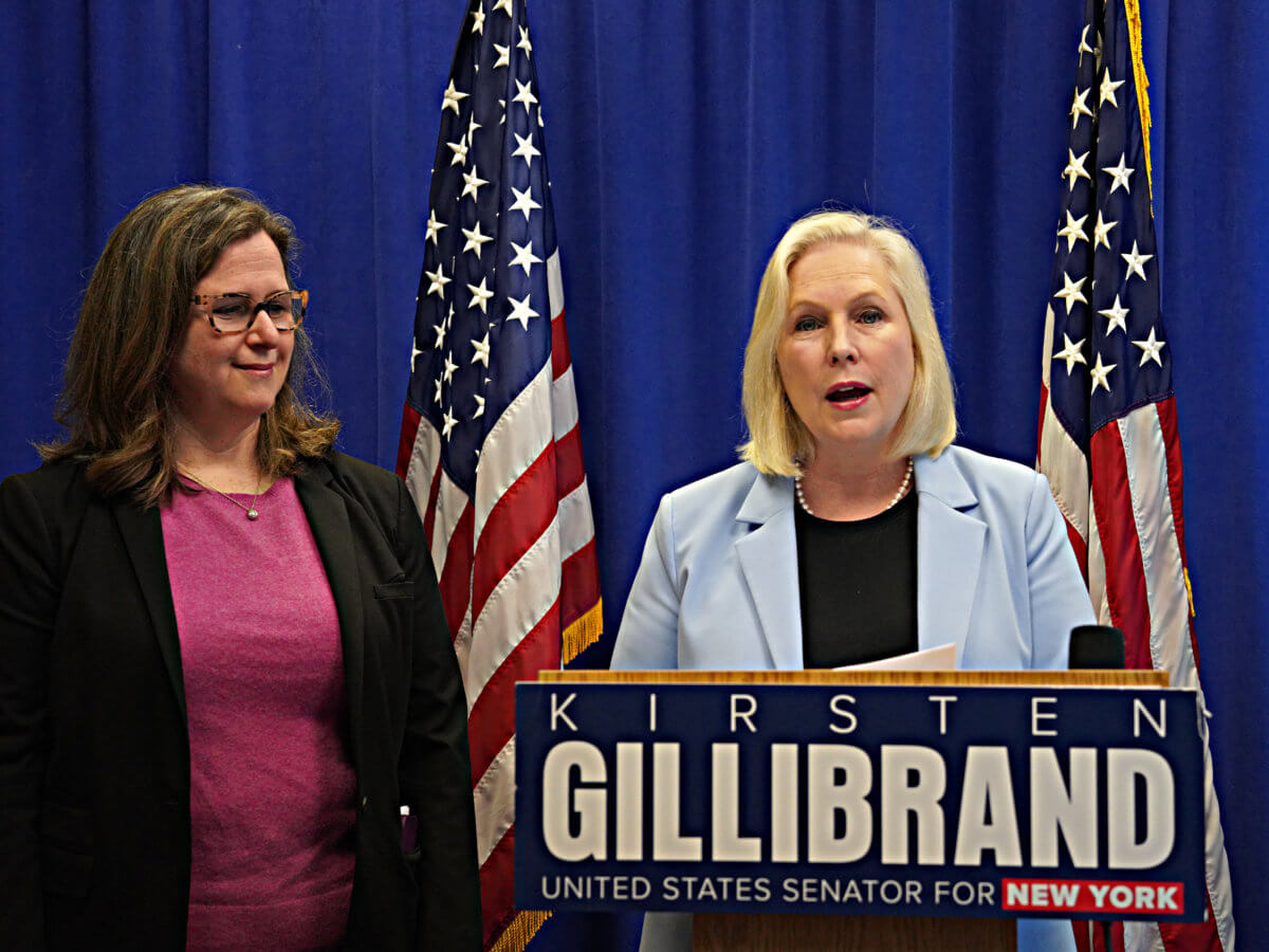 Gillibrand unveils five-point plan to combat high prescription costs ...