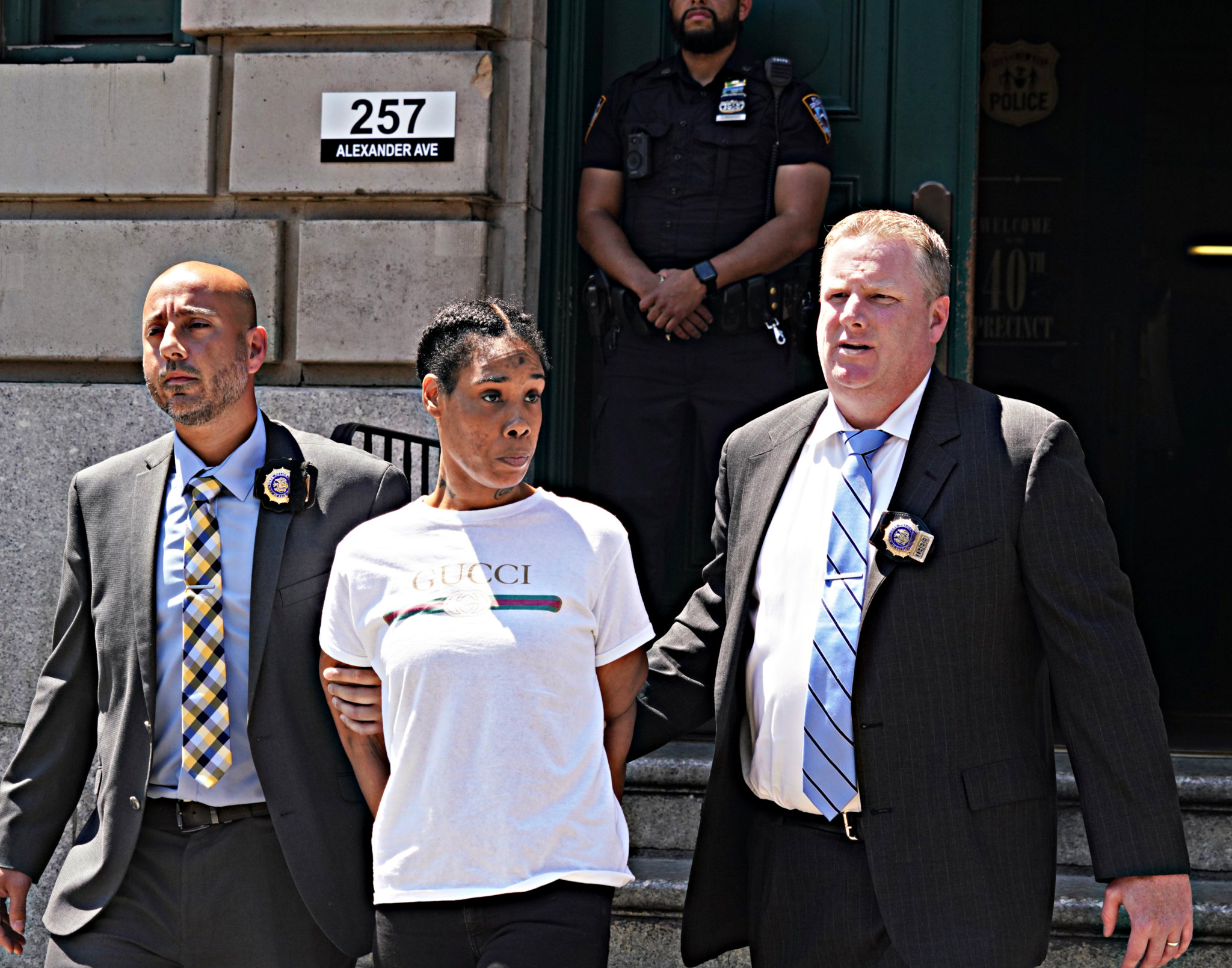 ‘I didn’t kill my daughter, bitch!’: Bronx mom and her son cuffed for ...