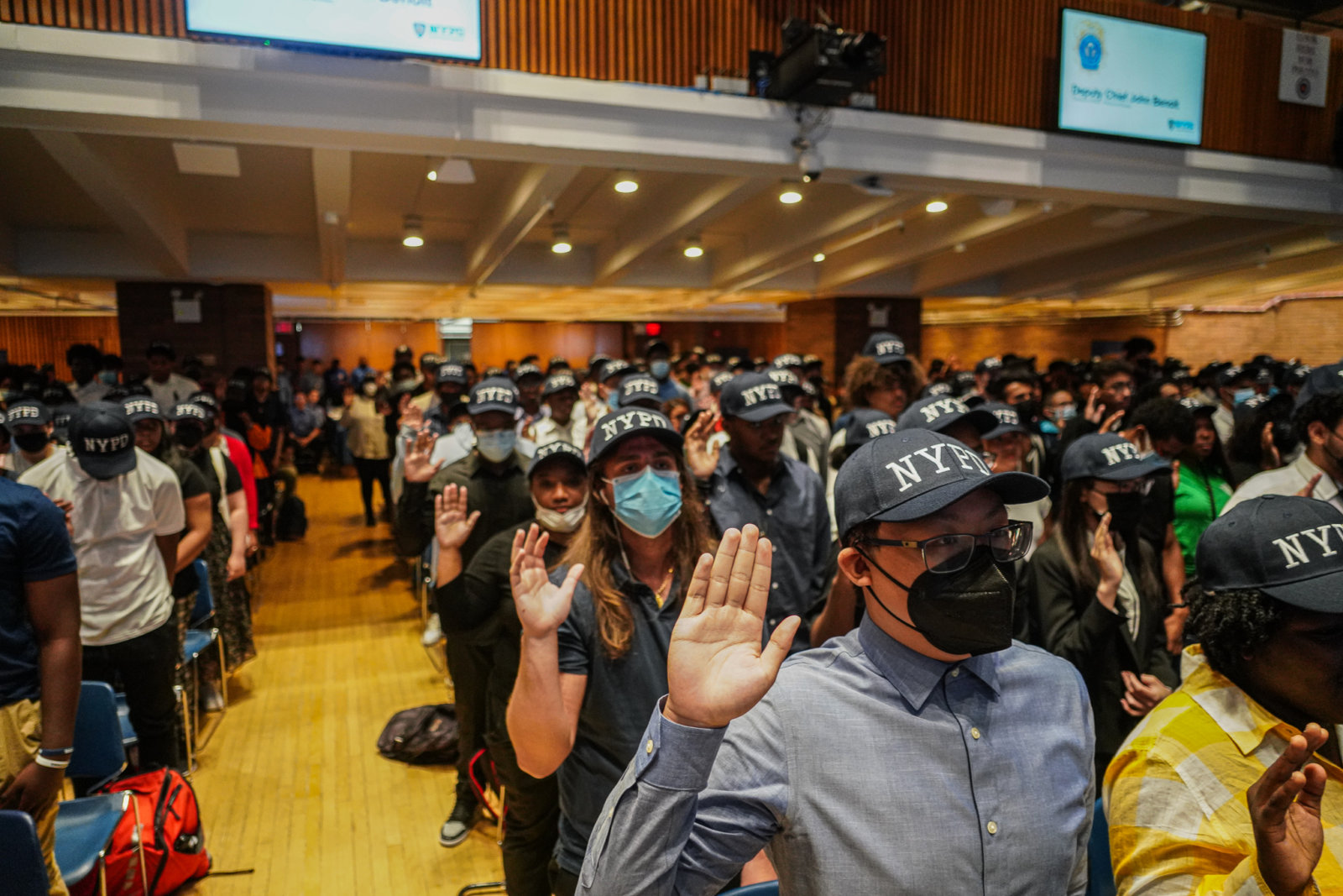 First day on the job: 600 NYPD summer youth workers sworn in at police ...