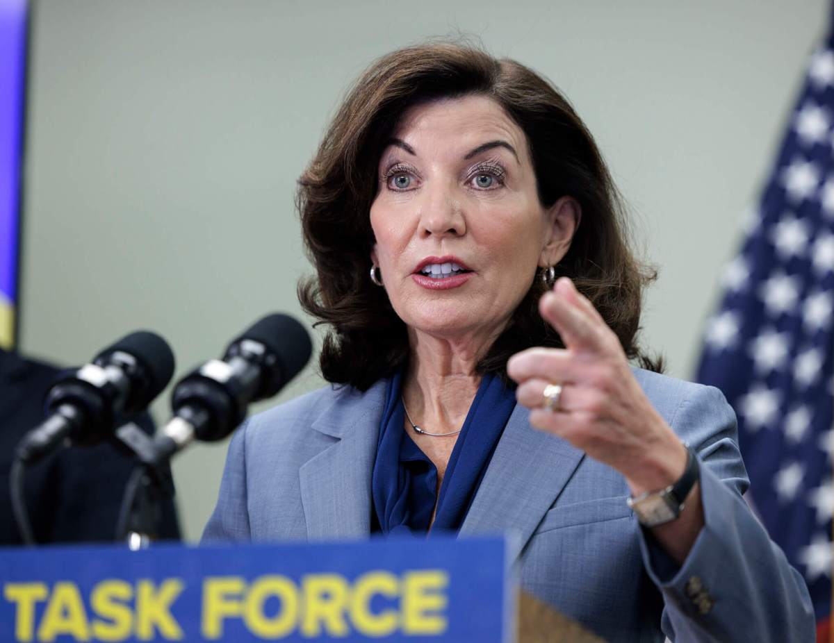 Hochul credits gun task force for drop in shootings during meeting with ...