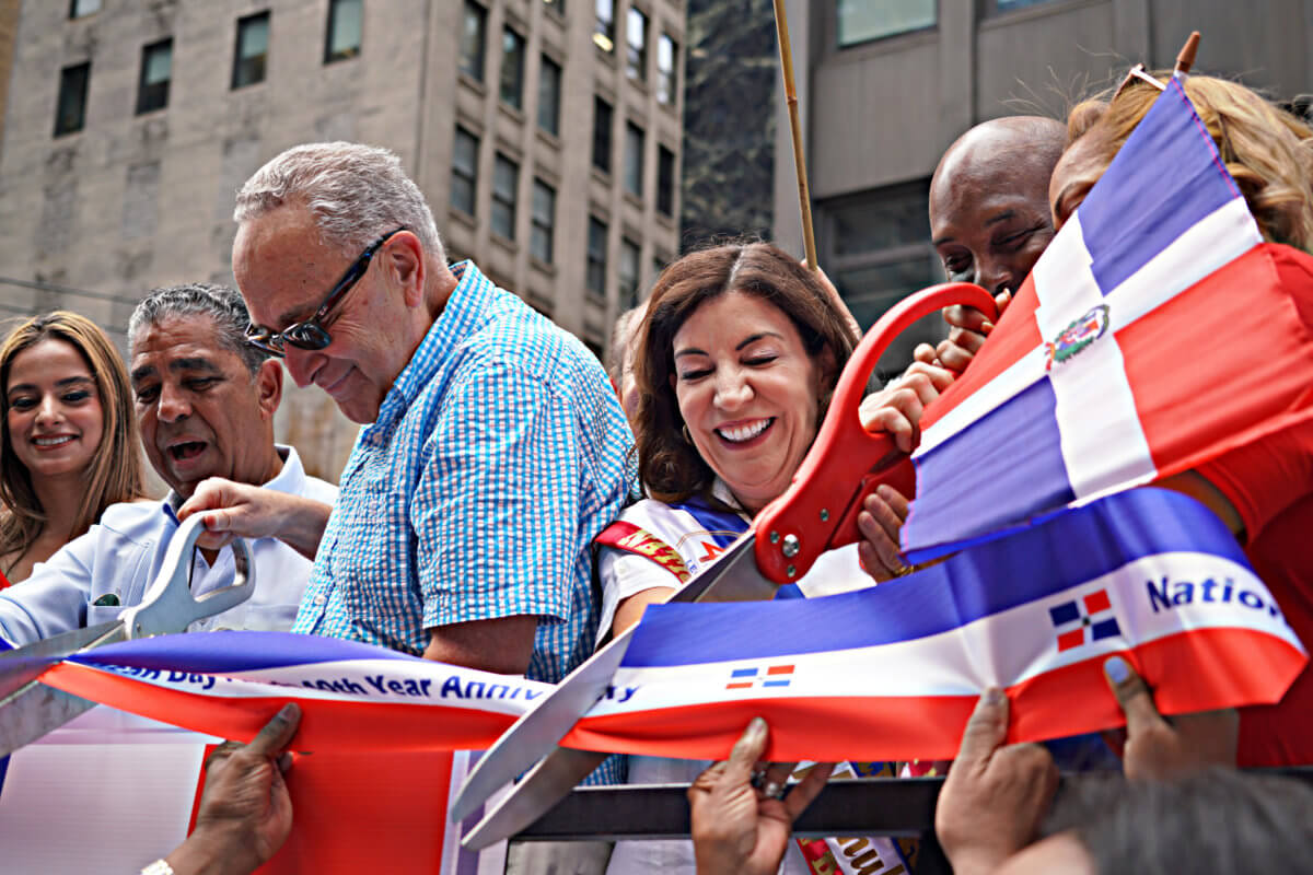 See it: New York City dances to the beat of the Dominican Day Parade ...