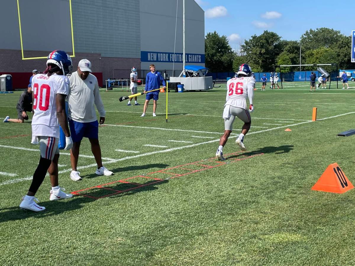 From roster bubble to leading receiver: How Darius Slayton is Giants ...