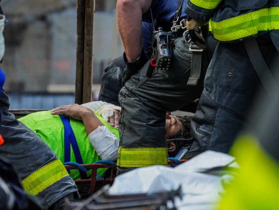 Dramatic rescue: Man falls down 25-foot hole at Upper East Side ...