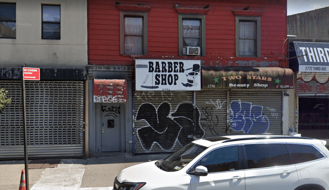 Man in custody after stabbing in Bronx barber shop leaves one dead ...
