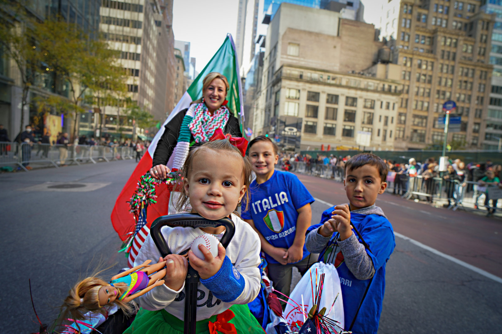 Thousands cheer on the 78th annual Columbus Day Parade in Midtown ...