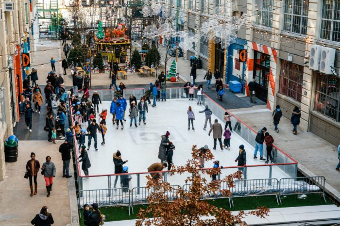 StudioSkate opens pop-up ice rink in Brooklyn for the holidays | amNewYork