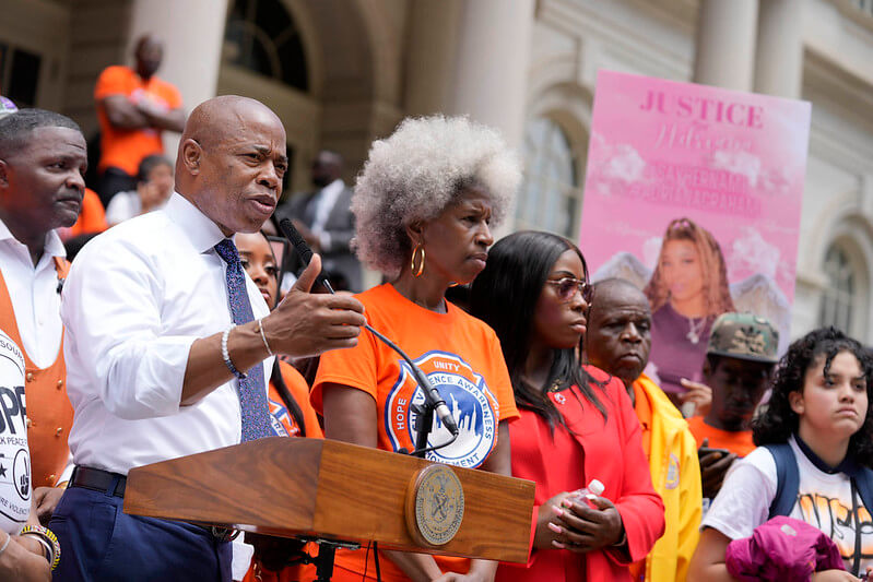 EXCLUSIVE | Violence interrupter group turns things around with ...