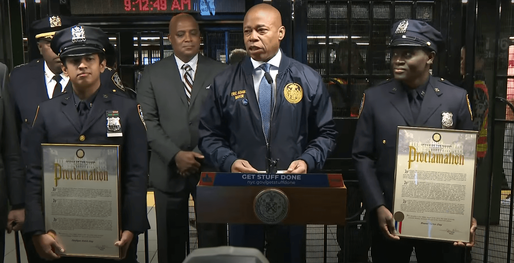 Adams honors hero cops who rescued man from subway tracks on ...