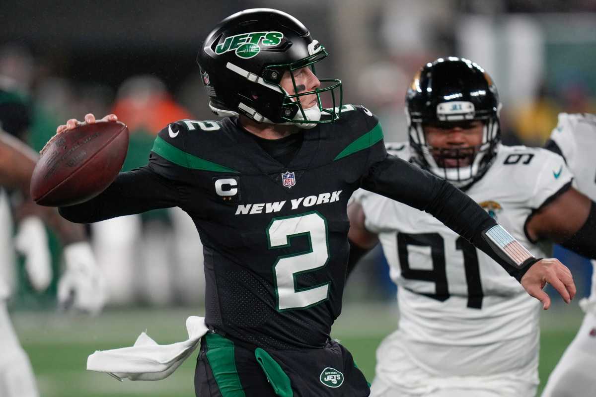 Jets Release QB Chris Streveler Amid Lineup Changes