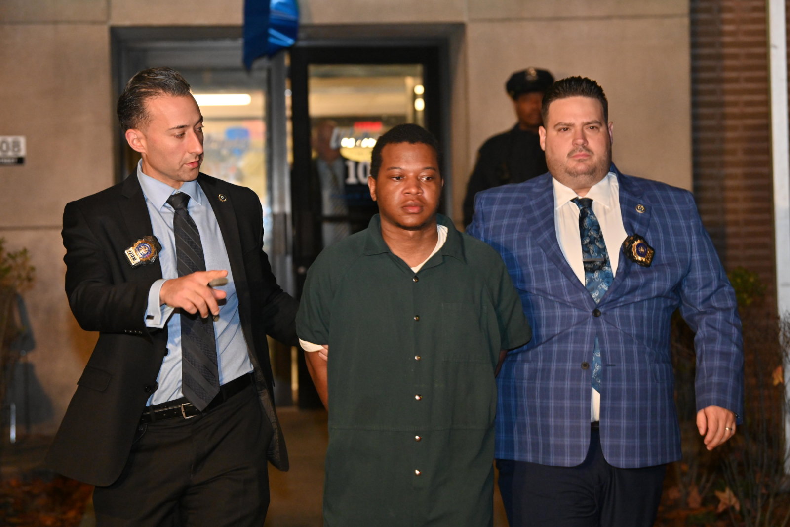 Queens triple homicide suspect booked for allegedly murdering ...