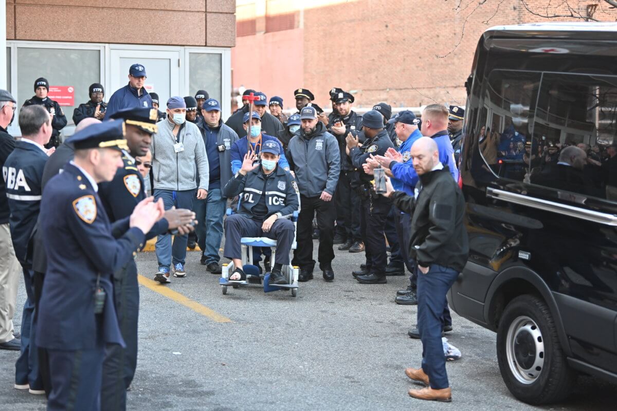 Brooklyn cop and suspect shot during possible domestic abuse arrest ...