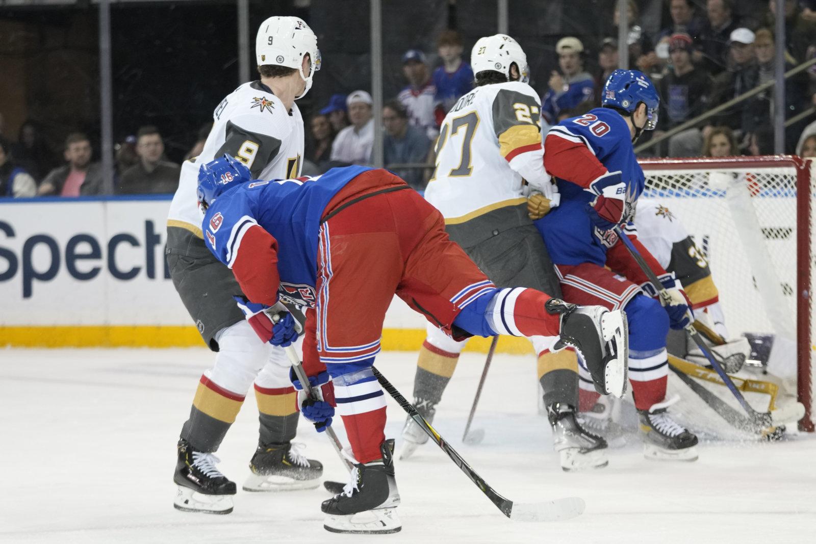 Rangers head to break with 4-1 victory, Chris Kreider scores 20th goal ...