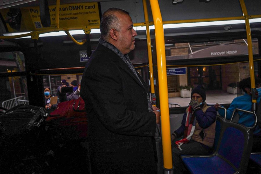 Midtown migrant crisis: Mayor’s office looks to break impasse, build ...