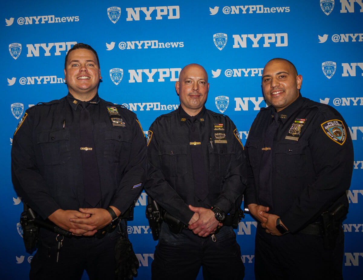 Meet the NYPD officers who helped deliver a baby in Queens | amNewYork
