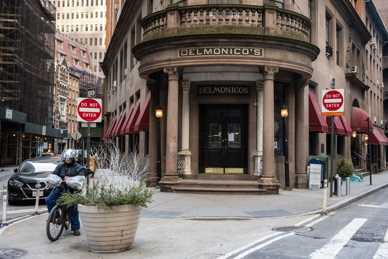 Drama at Delmonico’s: Fight over trademark puts reopening of landmark ...