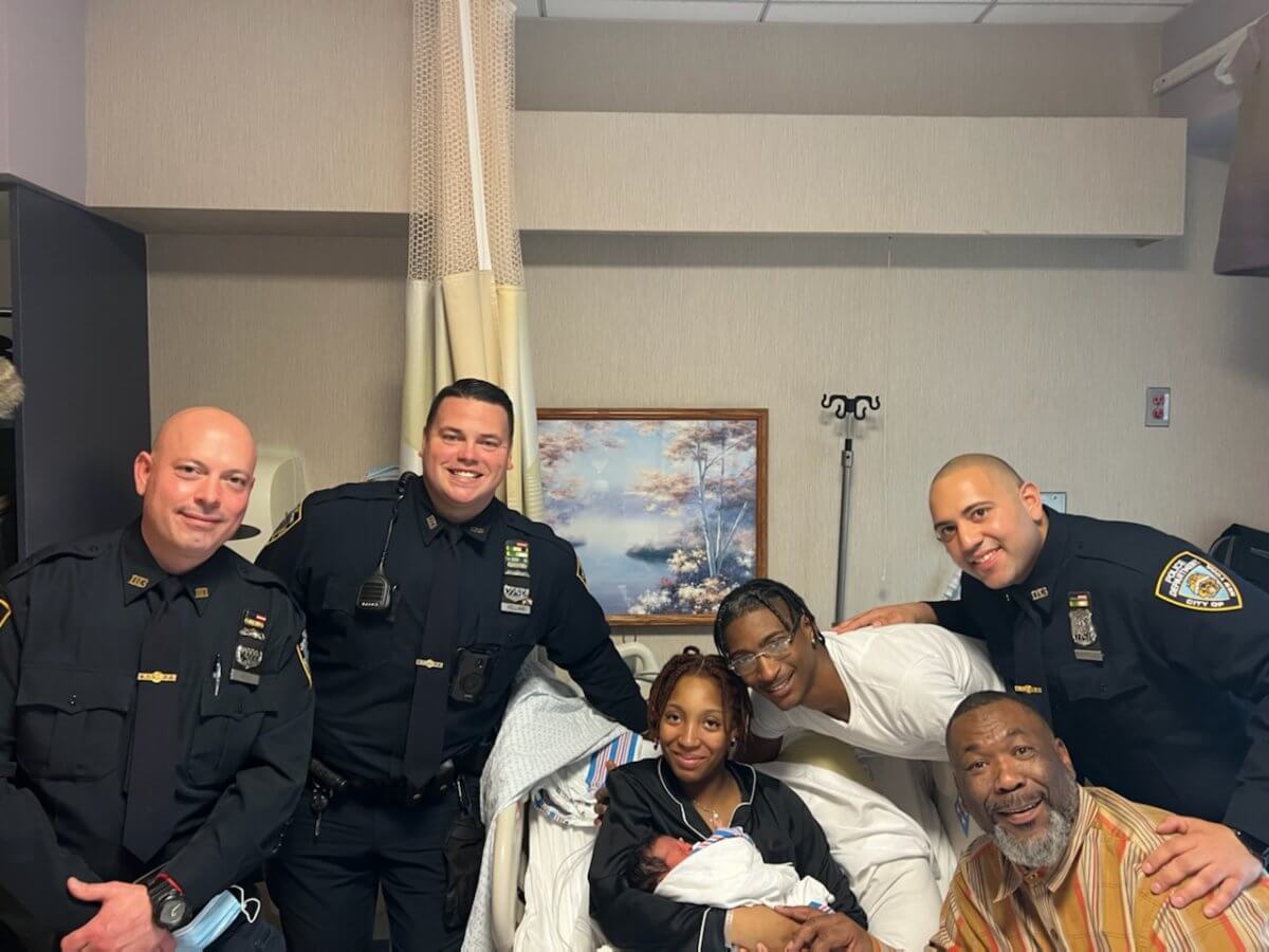 Meet the NYPD officers who helped deliver a baby in Queens | amNewYork
