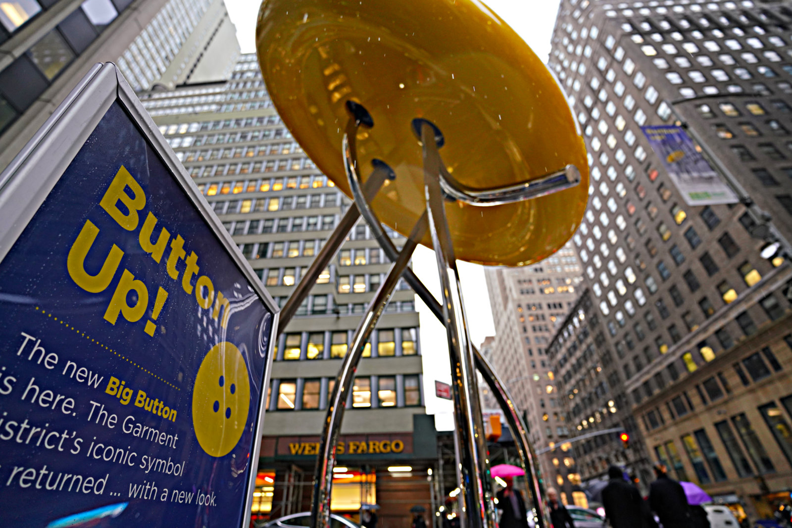 Button up! Garment District’s iconic button gets new threads | amNewYork