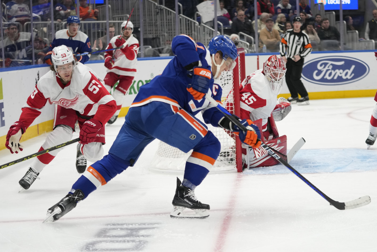 Anders Lee scores twice, Islanders use 4-goal 3rd period to take down ...