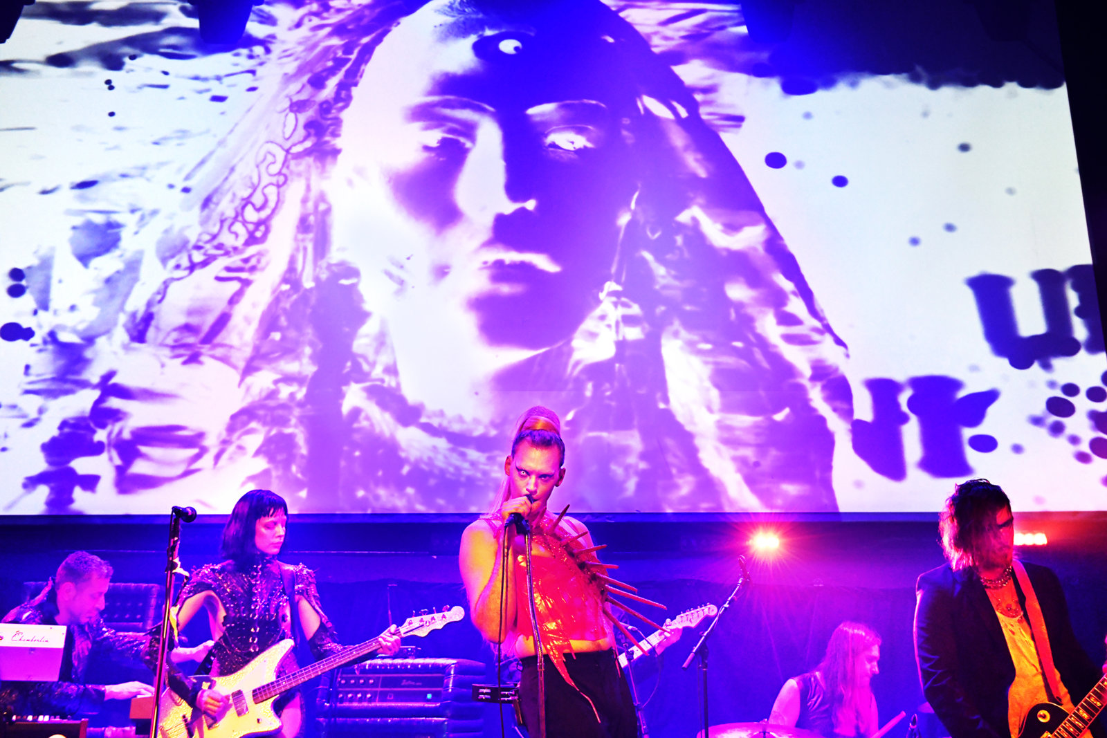 Out of this world: Downtown glam rock band UNI and the Urchins takes ...