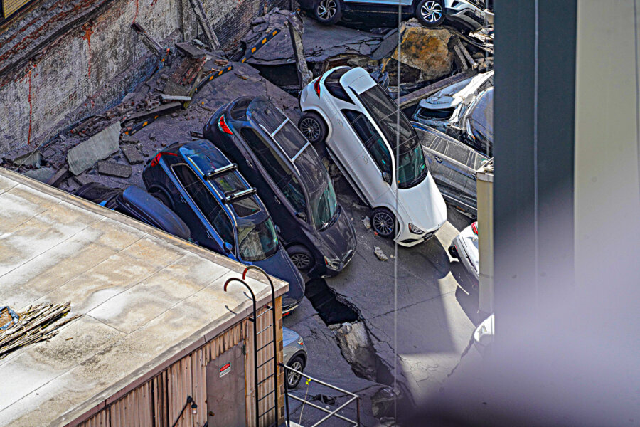 Parking garage collapse: Demolition continues in Financial District ...