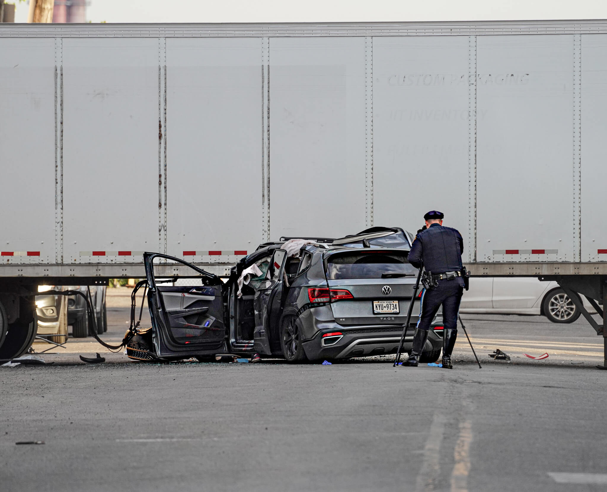 Bronx police pursuit ends with chaotic crashes, totaled SUV | amNewYork
