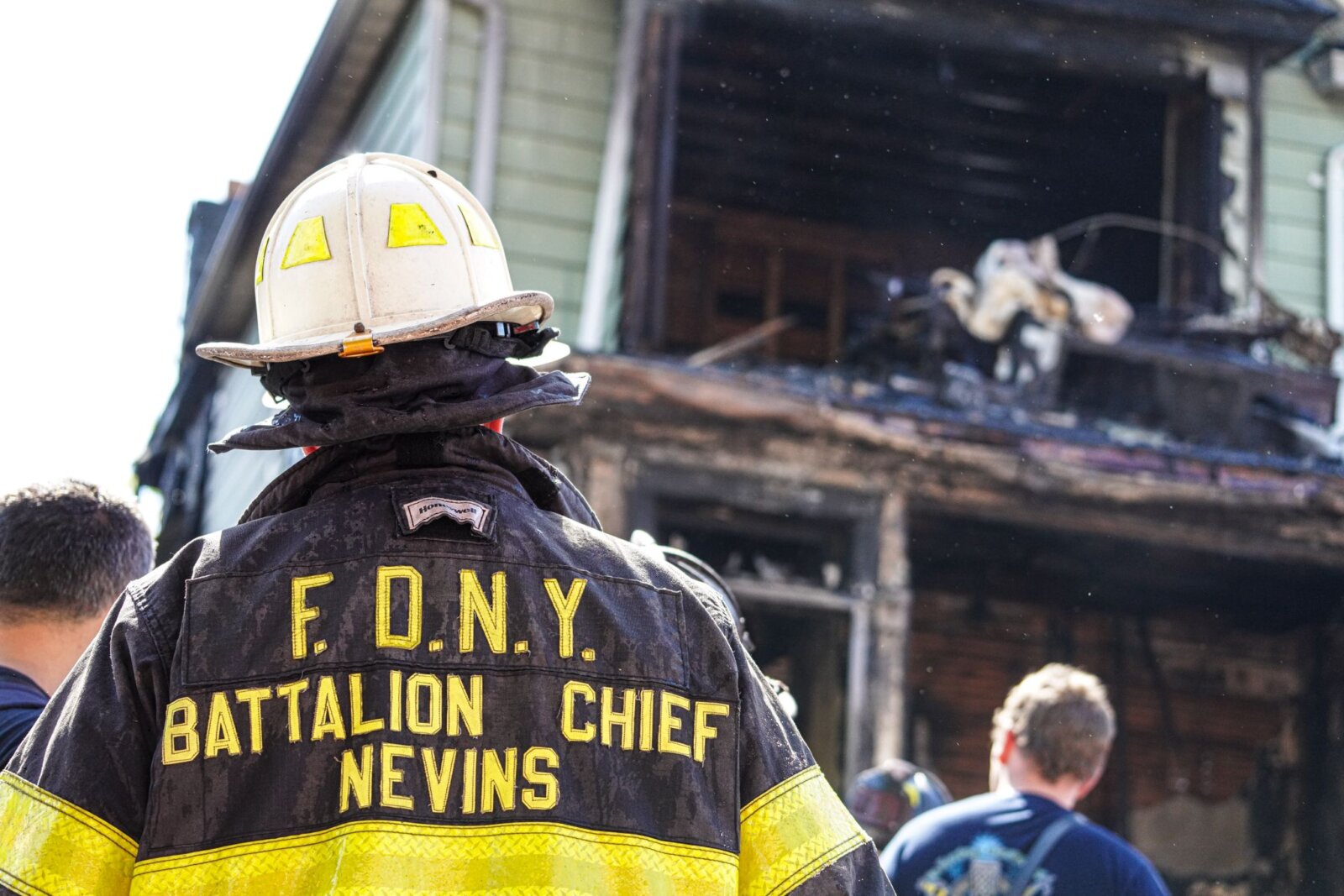 Three-alarm Bronx fire injures firefighter and resident: FDNY | amNewYork