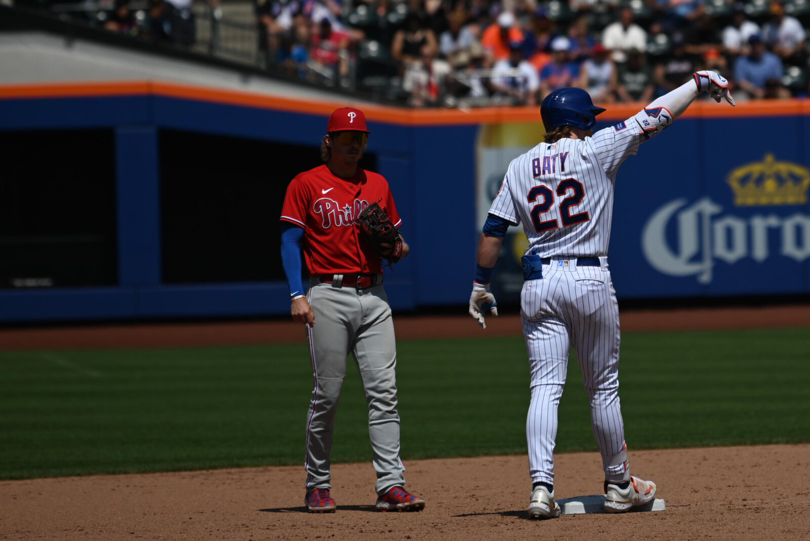 Mets sweep Phillies with 4-2 win on the backs of Max Scherzer and Mark ...