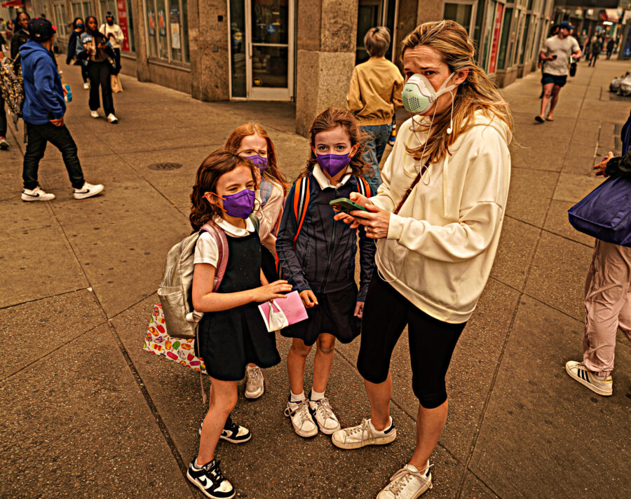 SEE IT: NYC engulfed in dystopian haze from Canadian wildfires, leaving ...