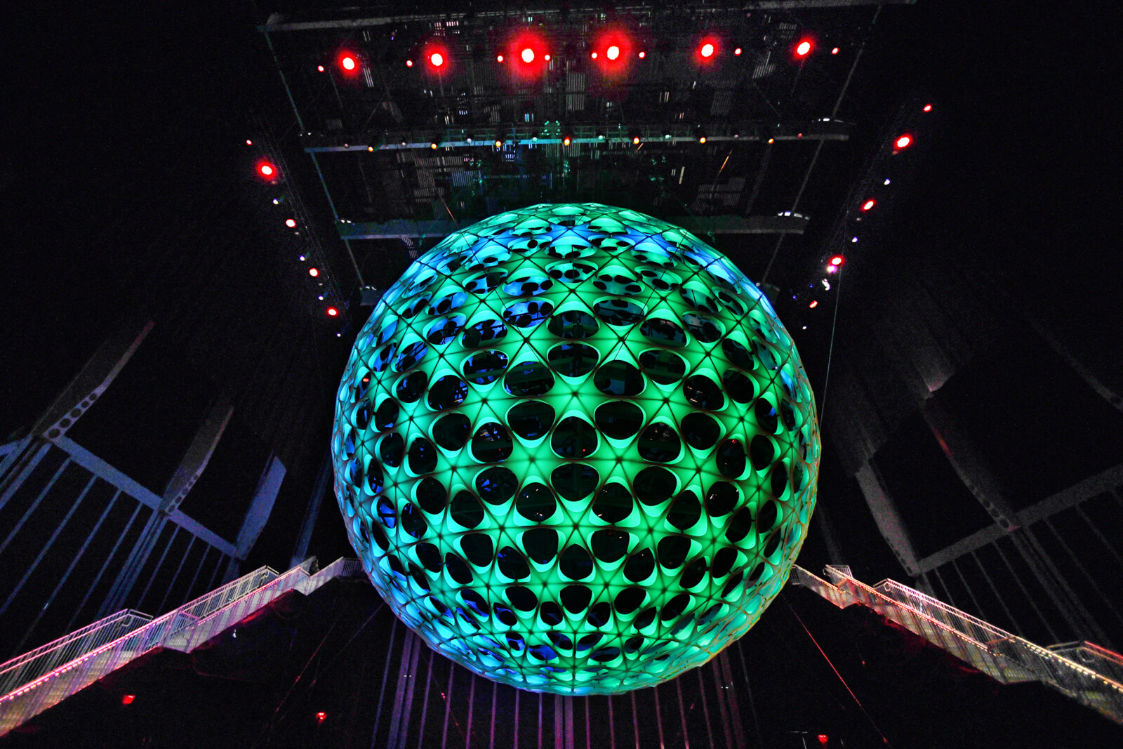 Sonic Sphere Venue Delivers Unforgettable Music Experience