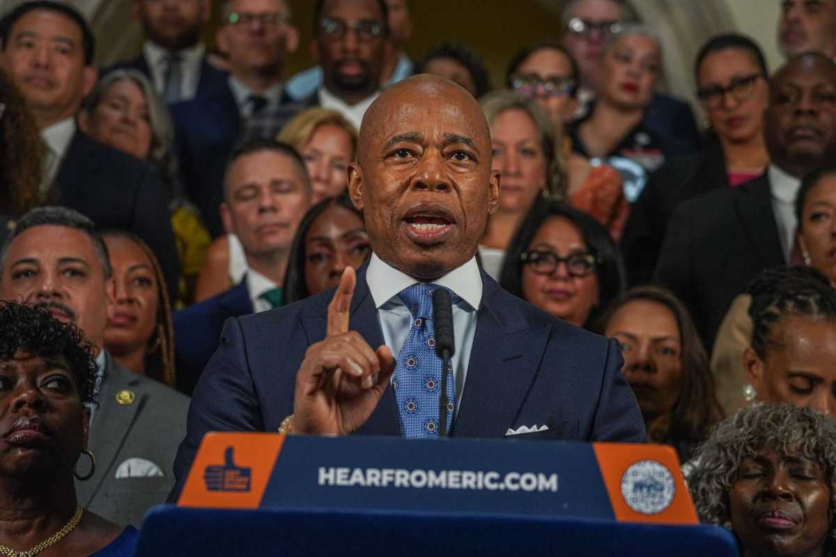 Adams Backs NYPD’s New Communication Protocol