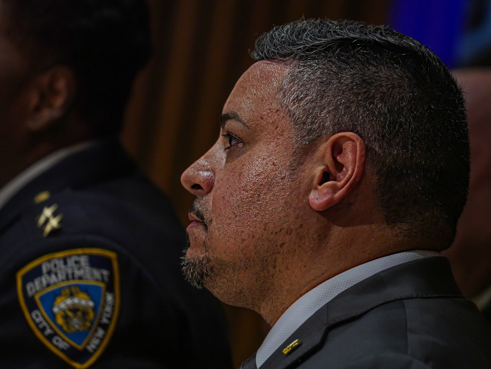 NYPD on the hunt for two men who shot 5-year-old Bronx girl in the back ...