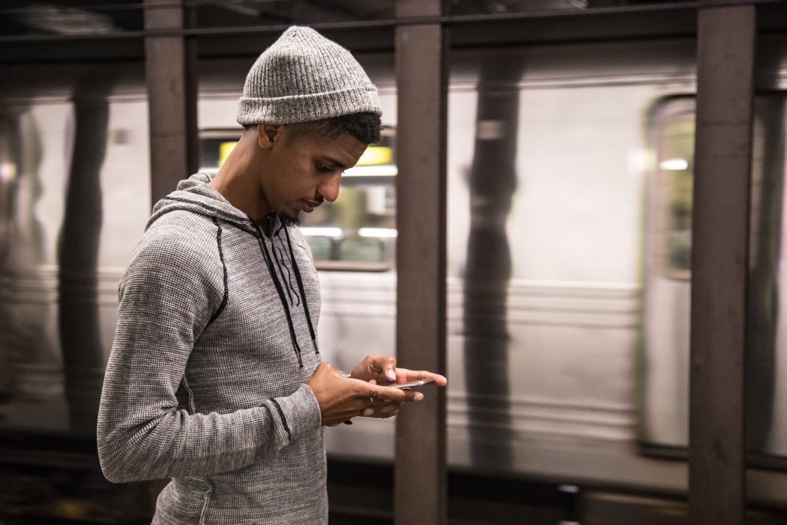 MTA Launches New Text, Email Alerts