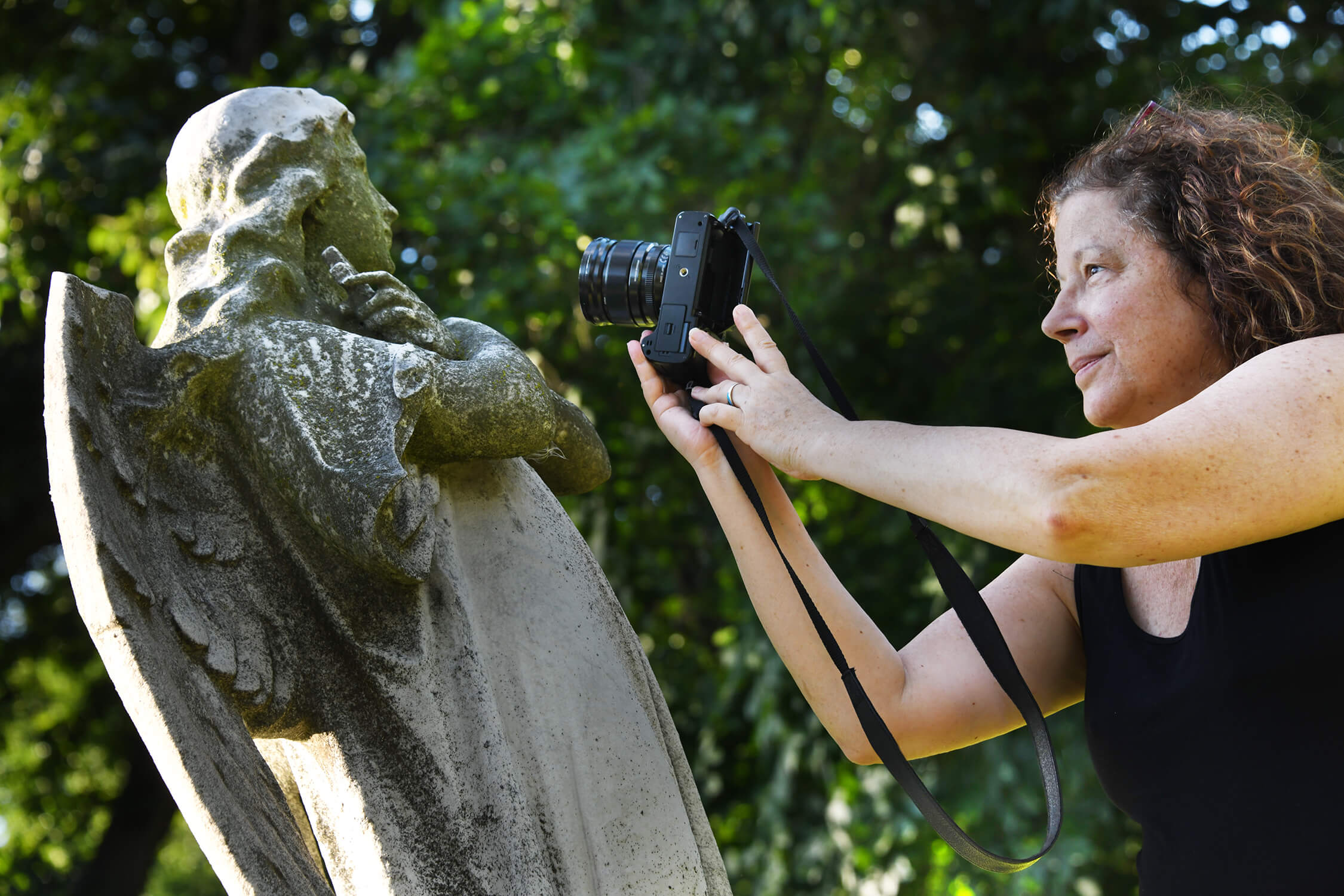 Photographer’s ‘Ode to a Cemetery’ casts Brooklyn’s Green-Wood Cemetery ...