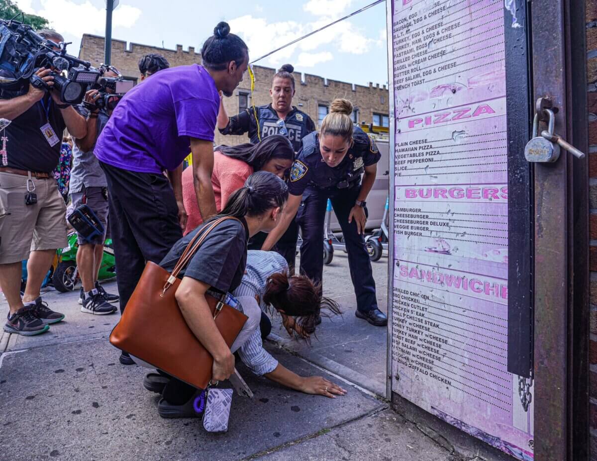 NYPD officer and his father found dead in Bronx home, sources say ...