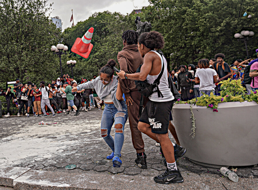 Stream of destruction: Timeline of Union Square riot that broke out ...