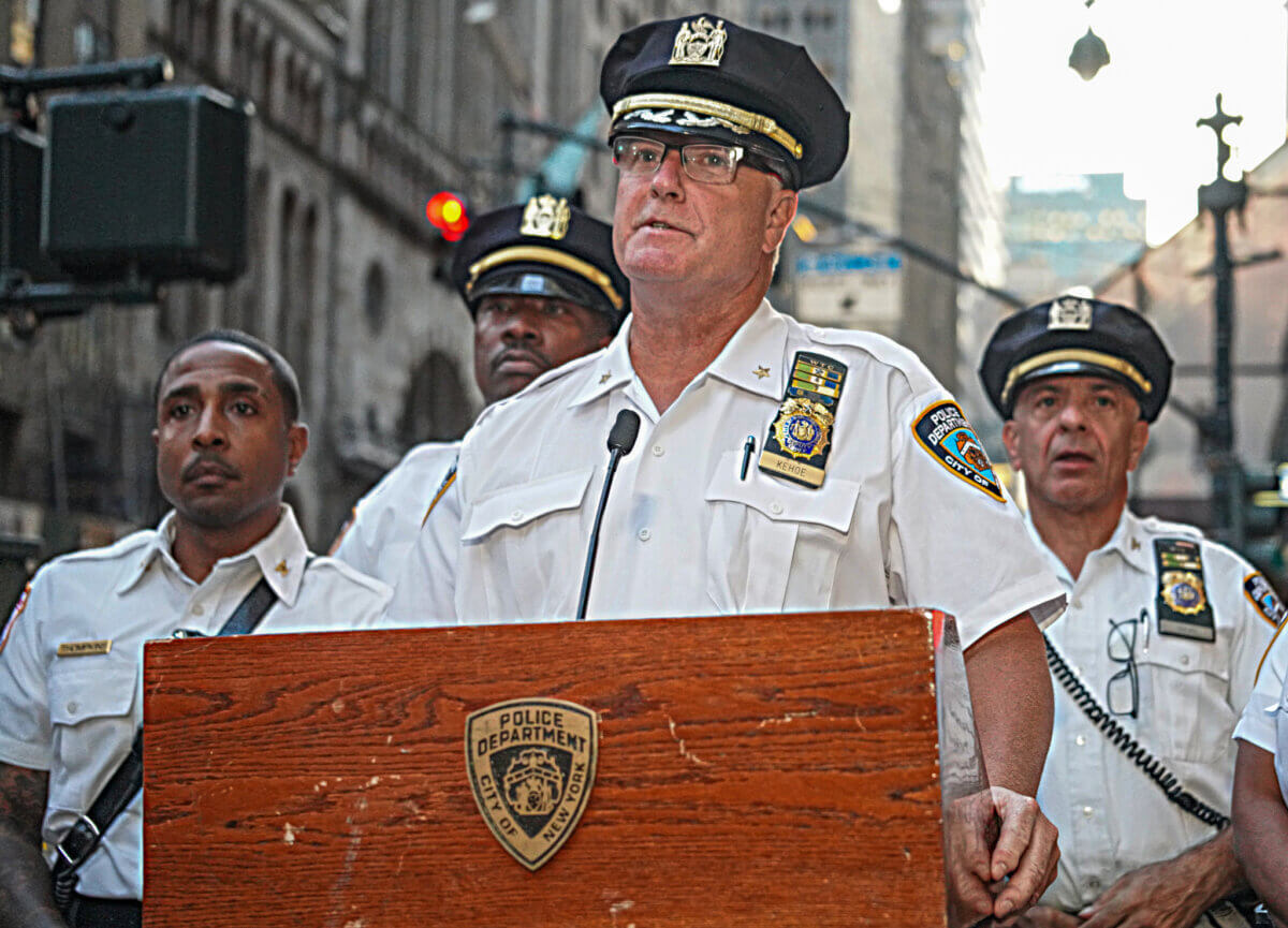 Midtown mayhem: New Yorkers help police apprehend driver who mowed down ...