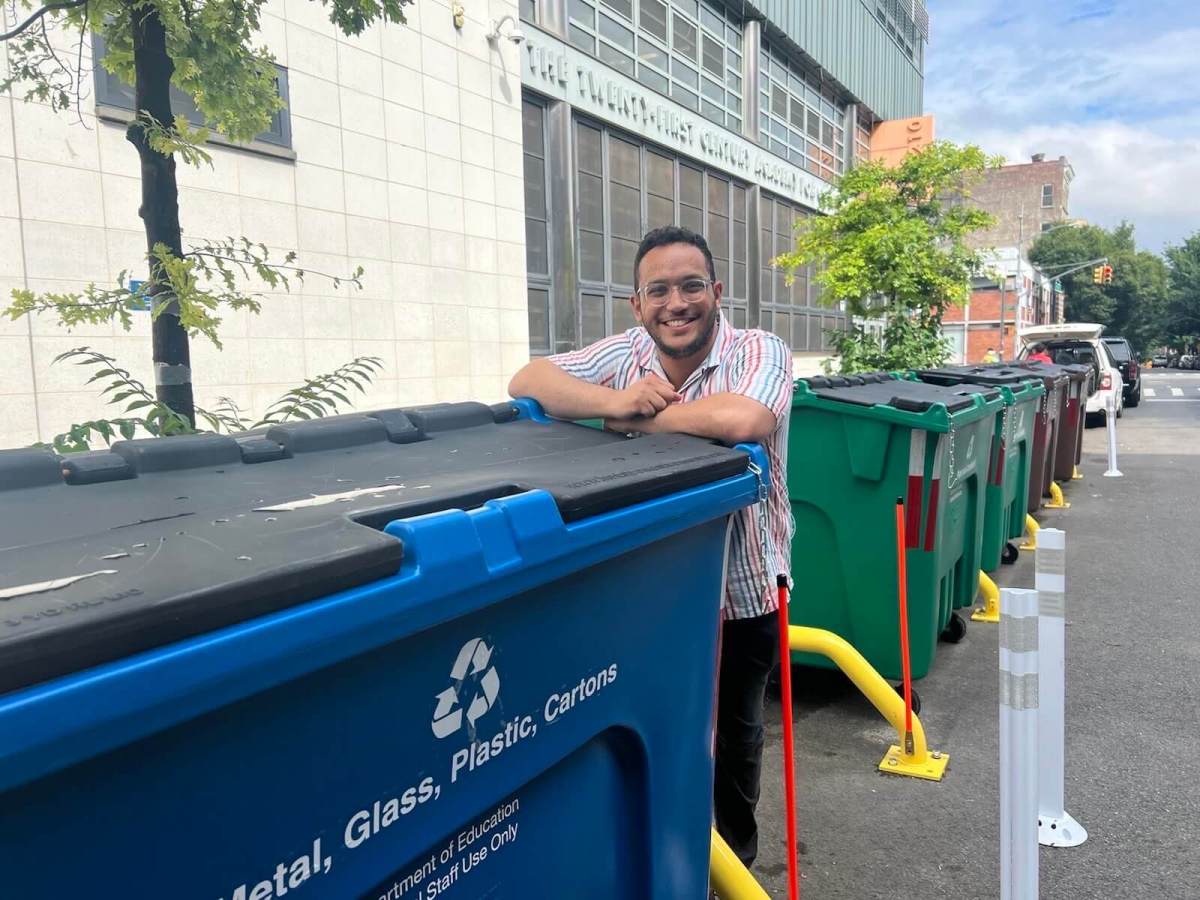 Harlem schools receive rat-proof trash containers in effort to expel ...