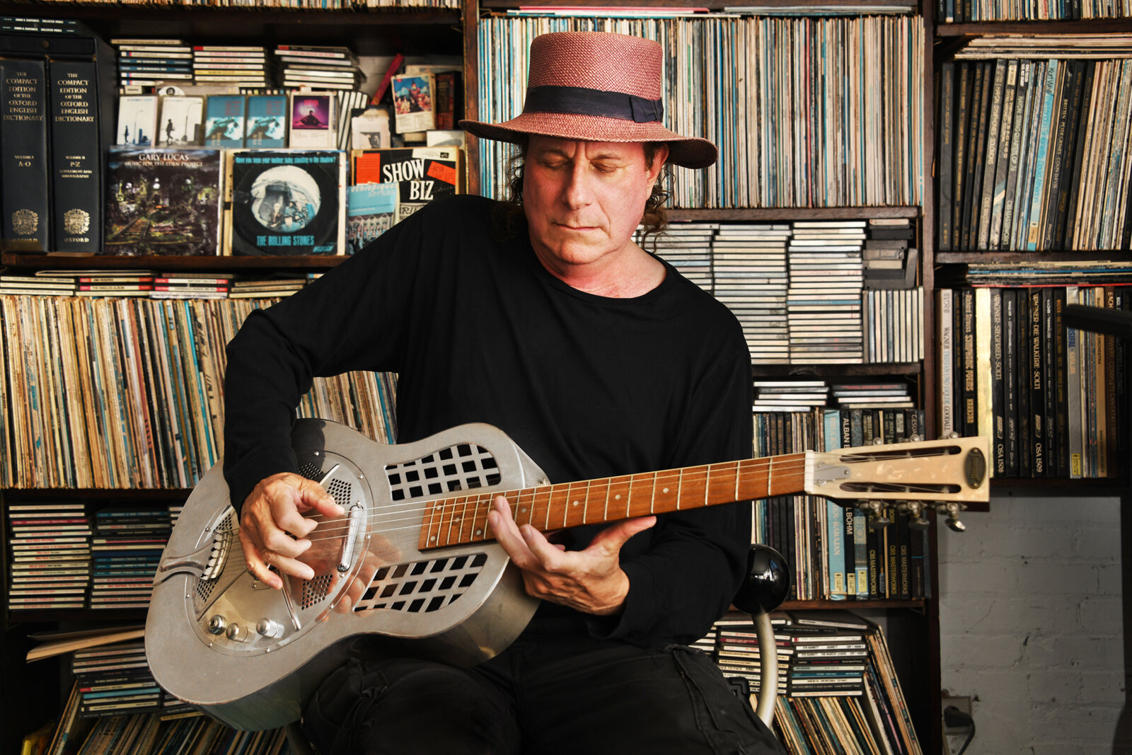 West Village’s Gary Lucas might be the greatest ‘unknown legend’ in ...
