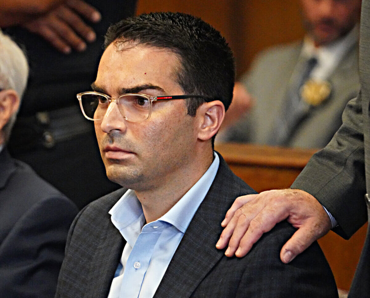 A damning case: Ex-Buildings Commish Eric Ulrich ‘lined his pockets ...