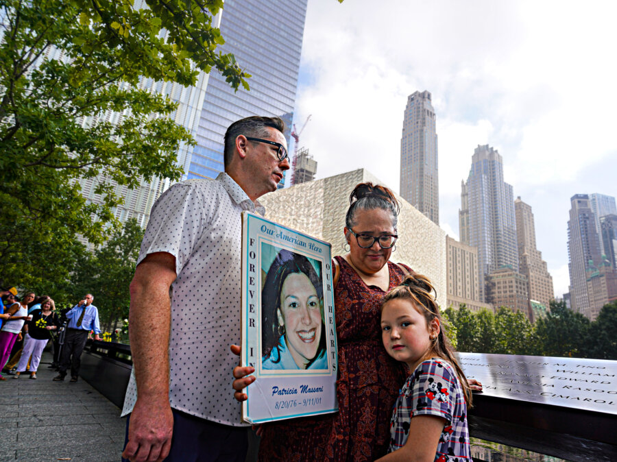 Remembering 9/11 | Families of victims still feel the grief of empty ...