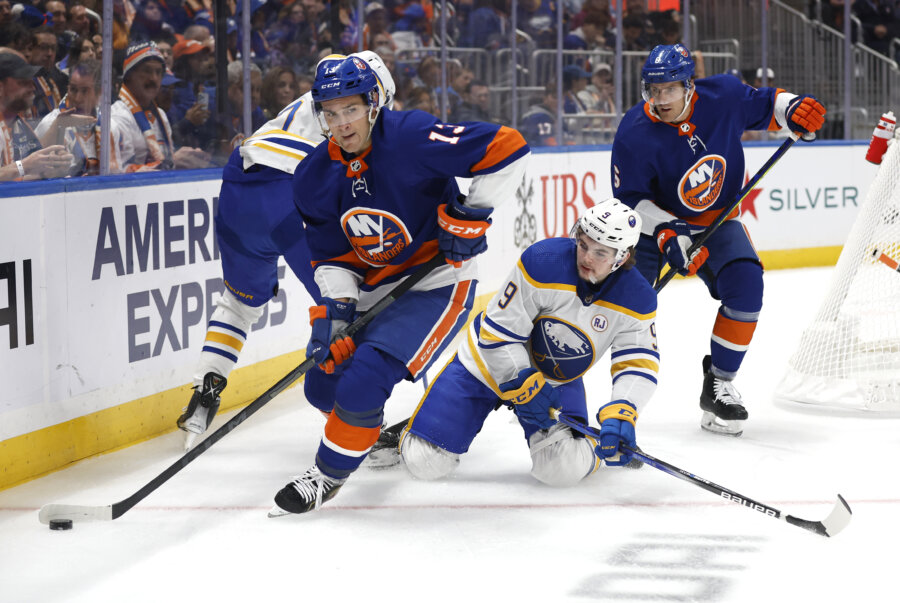 Islanders’ Simon Holmstrom puts forth strong initial showing on 1st ...