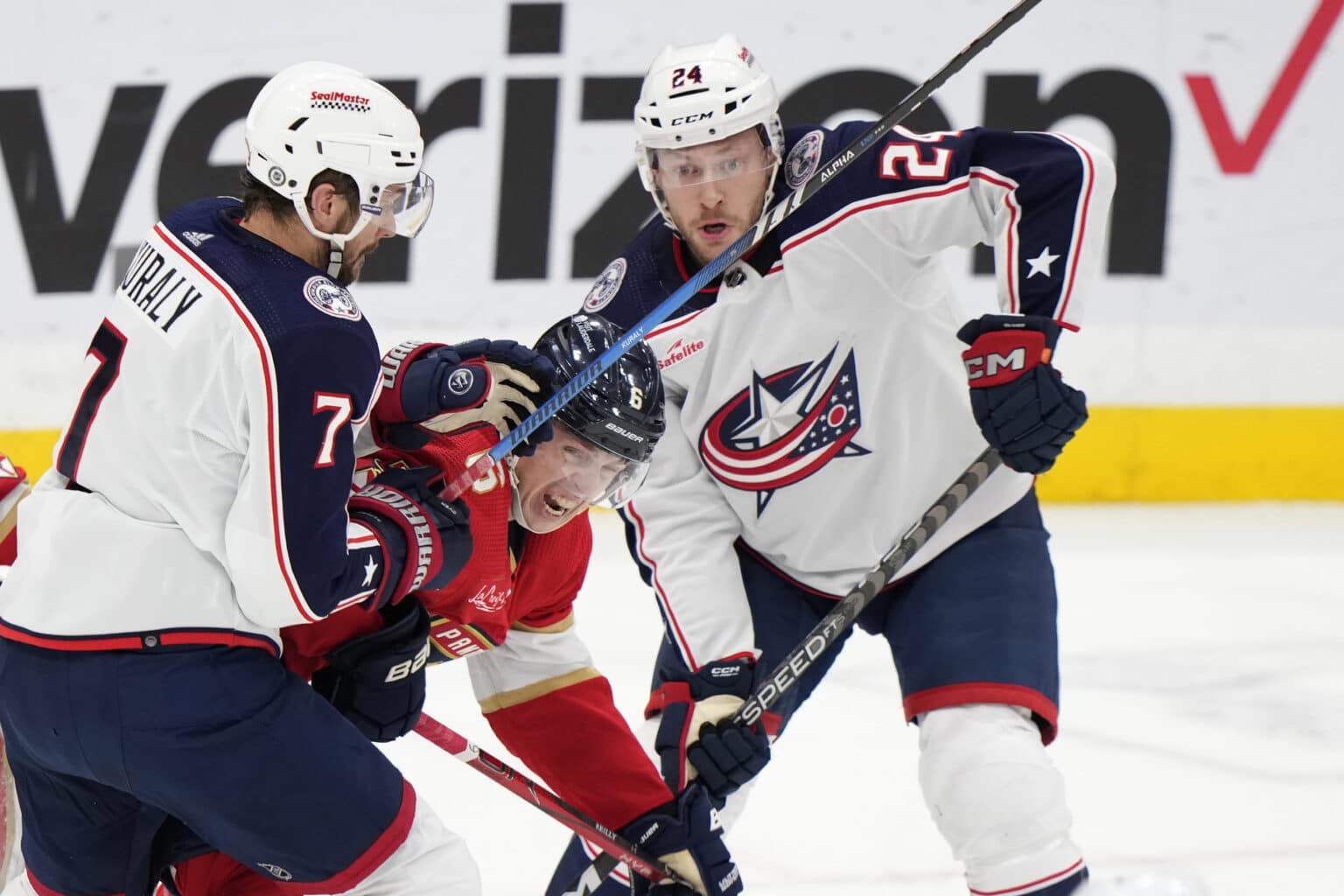 Islanders Claim Veteran Mike Reilly Amid Defensive Injuries