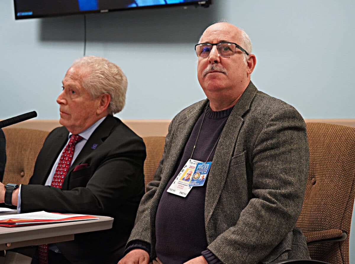 NYPD Radio Encryption Plan Faces Media Access Questions NYPD Radio Encryption Plan Faces Media Access Questions