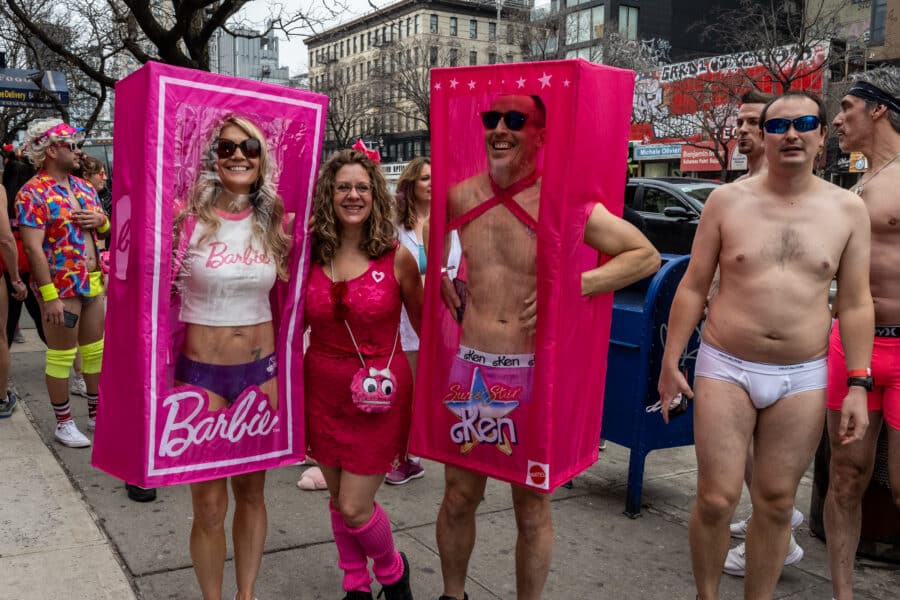 Cupid’s Undie Run through Manhattan offers a charitable ‘excuse to take ... Cupid’s Undie Run through Manhattan offers a charitable ‘excuse to take ...