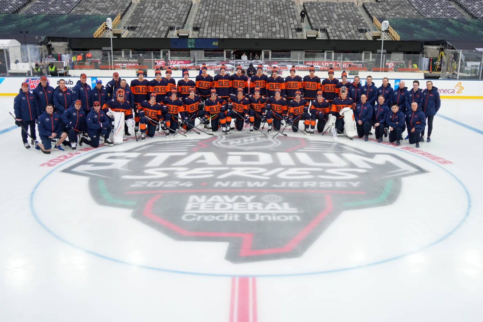 Islanders keen on not getting lost in 2024 Stadium Series fanfare ...