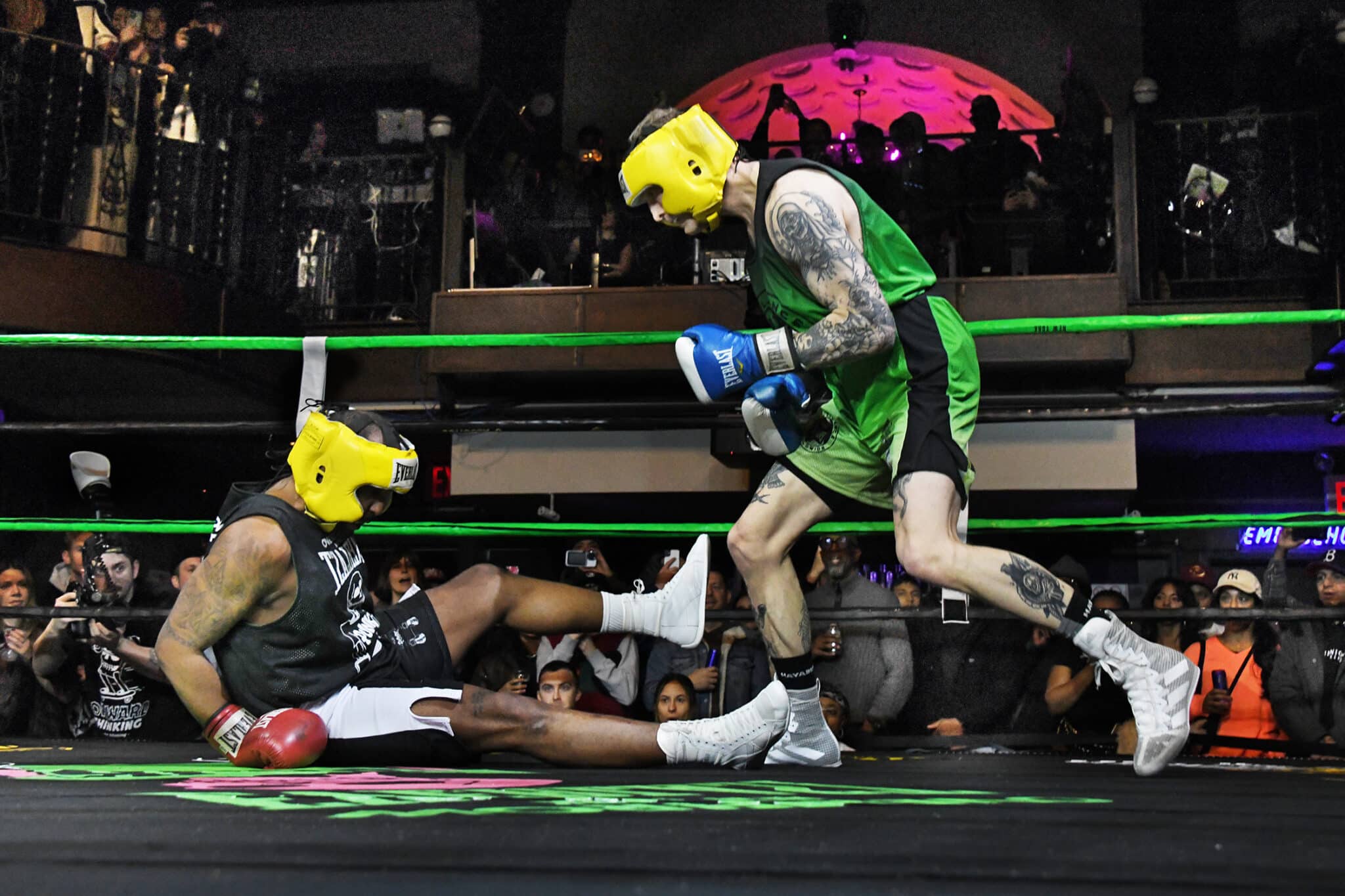 Bowery Ballroom’s boxing exhibition brings together real fights and ...