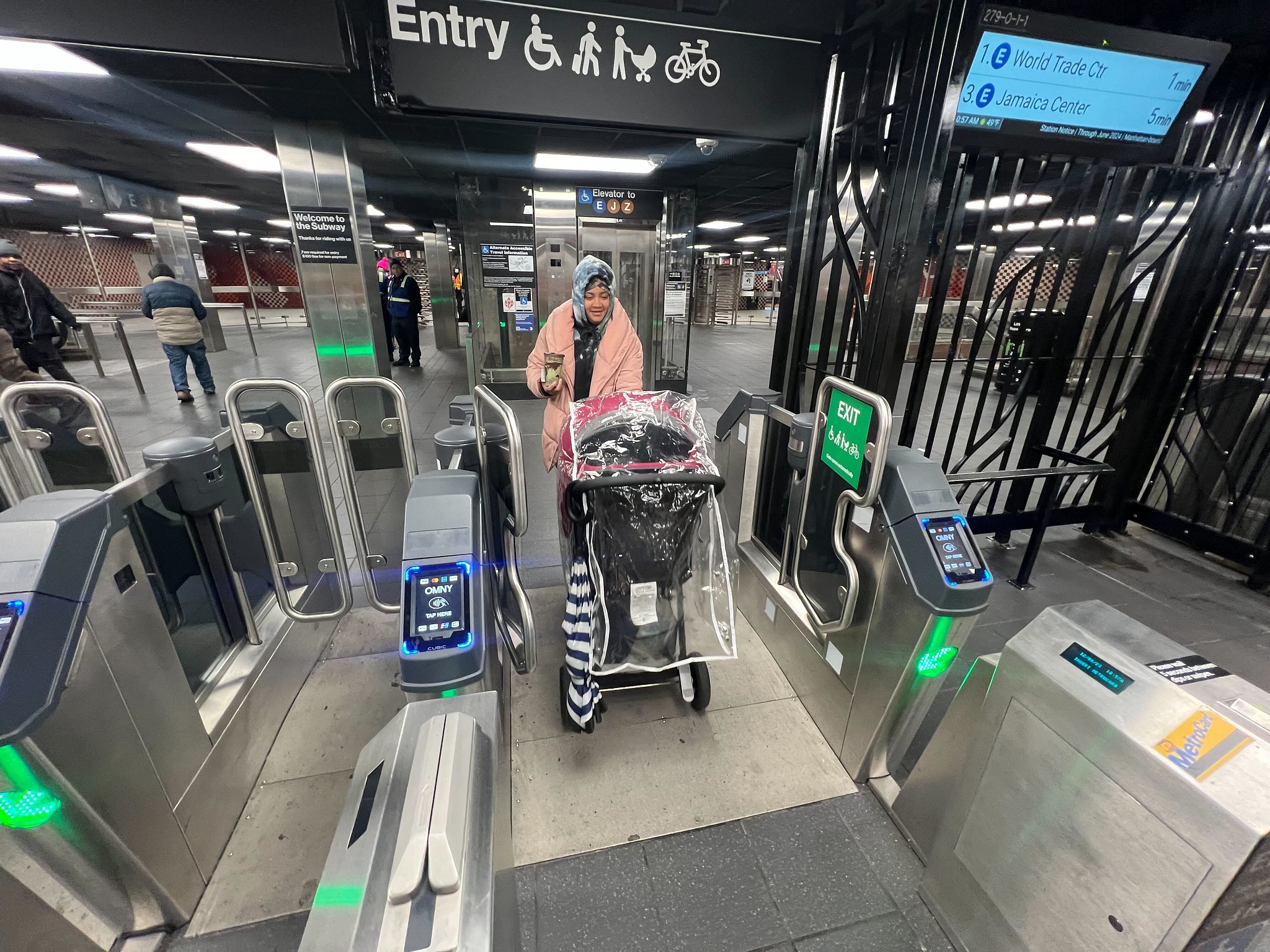 MTA Tests Middle-Out Turnstiles in NYC Subways